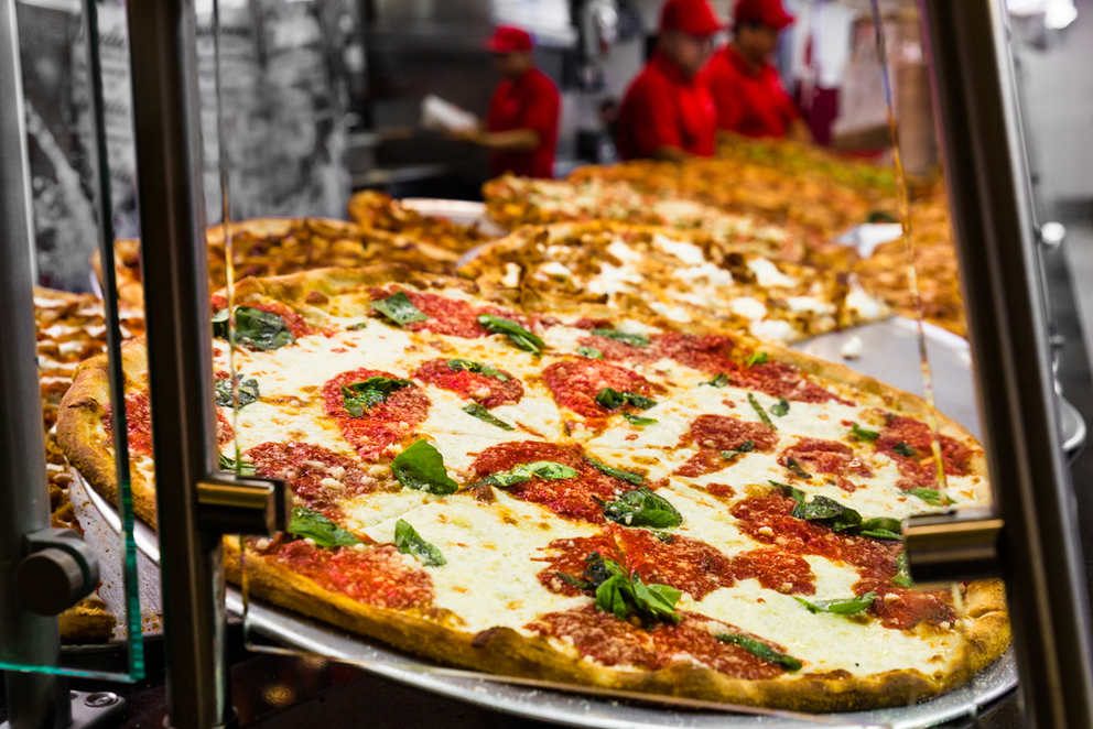 Iconic Foods You Must Try in NYC | Hotel Beacon NYC