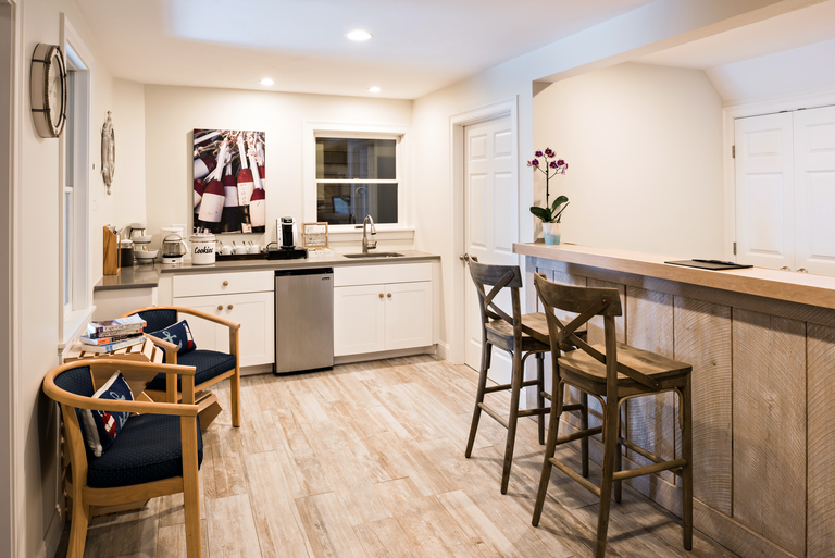 Chatham Tides Photo Gallery | Chatham Tides Hotel