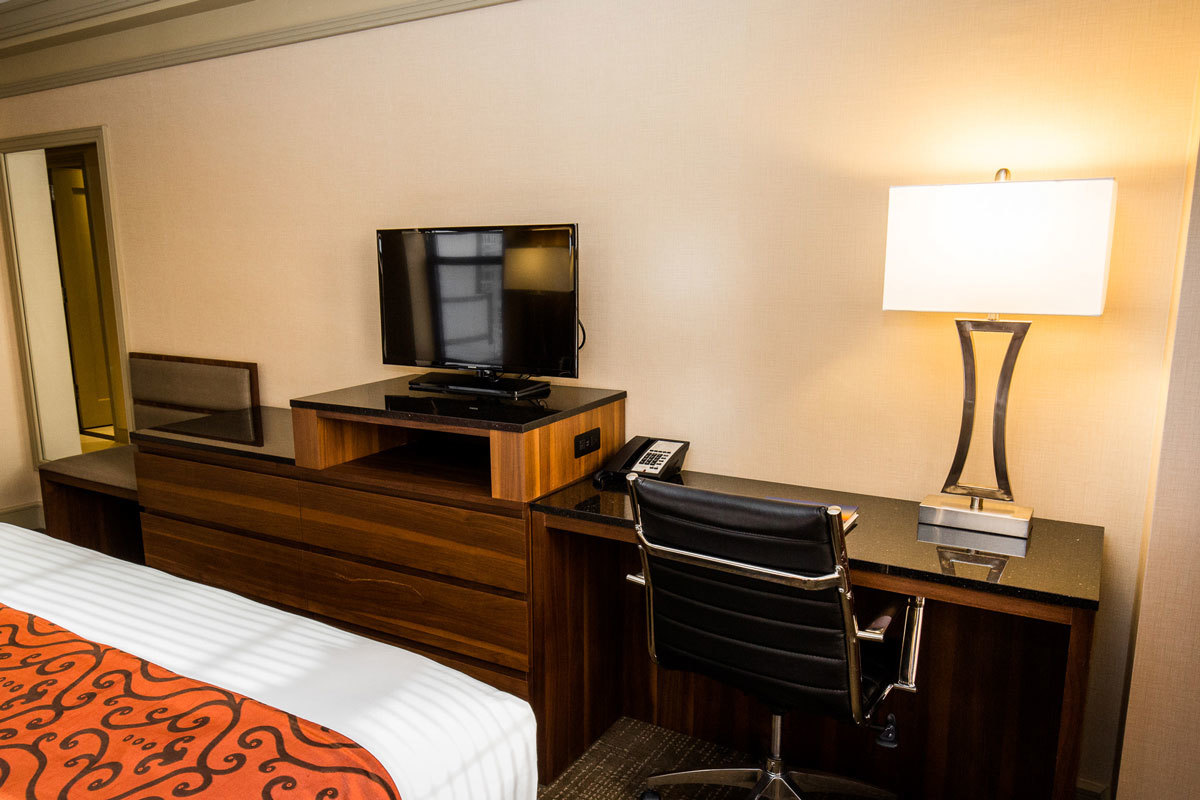 Superior King Room | The Belvedere Hotel